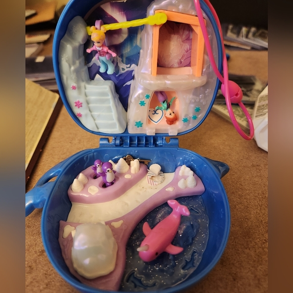polly pocket | Toys | Polly Pocket Play Set | Poshmark